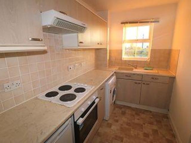 2 Bedrooms Terraced house for rent in Berberis Court, Hyacinth Close, Ilford, Essex IG1