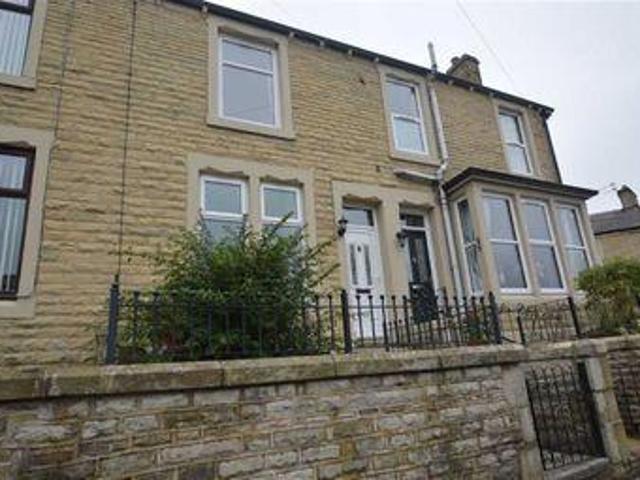 2 Bedrooms Terraced house for rent in Bishop Street, Accrington BB5