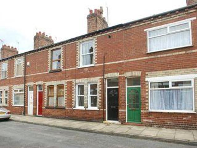 2 Bedrooms Terraced house for rent in Curzon Terrace, York YO23