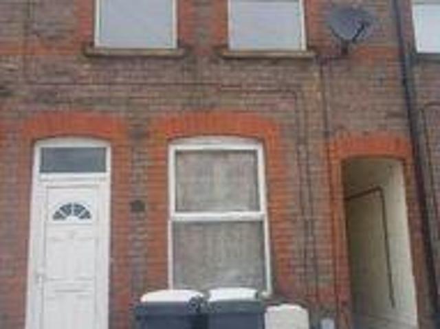 2 Bedrooms Terraced house for rent in Curzon Road, Luton LU3