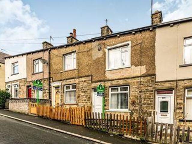 2 Bedrooms Terraced house for rent in Caister Street, Keighley BD21