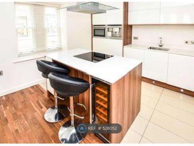 2 Bedrooms Terraced house for rent in Cathles Road, London SW12