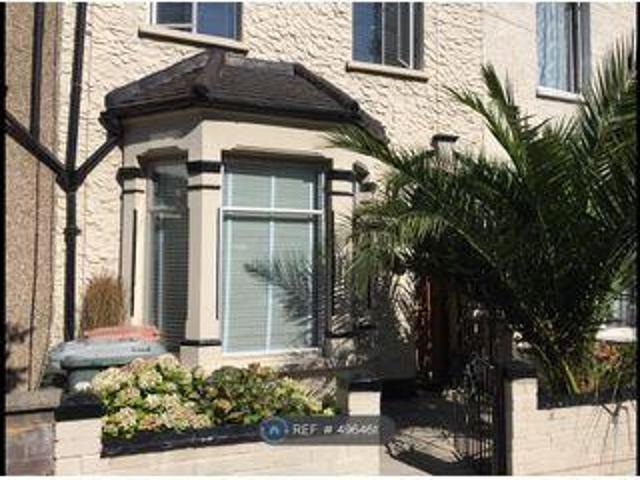 2 Bedrooms Terraced house for rent in Chesley Gardens, London E6