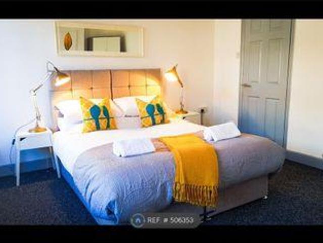 2 Bedrooms Terraced house for rent in Church Road, Bolton BL1