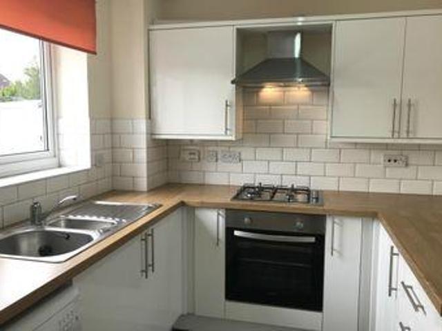 2 Bedrooms Terraced house for rent in Clos Celyn, Llansamlet, Swansea SA7
