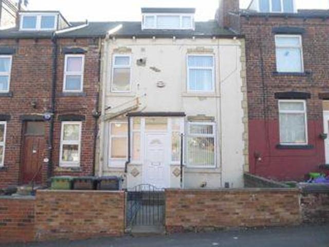 2 Bedrooms Terraced house for rent in Cobden Street, Leeds, West Yorkshire LS12