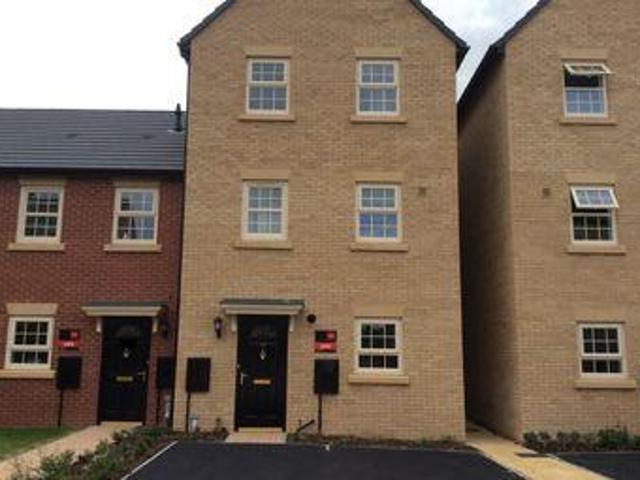 2 Bedrooms Terraced house for rent in Comelybank Drive, Mexborough S64