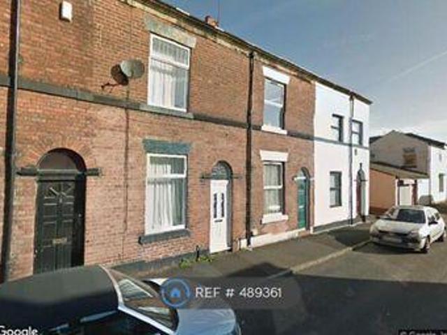 2 Bedrooms Terraced house for rent in Cottam Street, Bury BL8