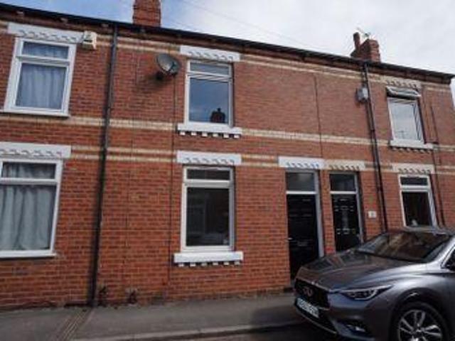 2 Bedrooms Terraced house for rent in Crowther Street, Castleford WF10