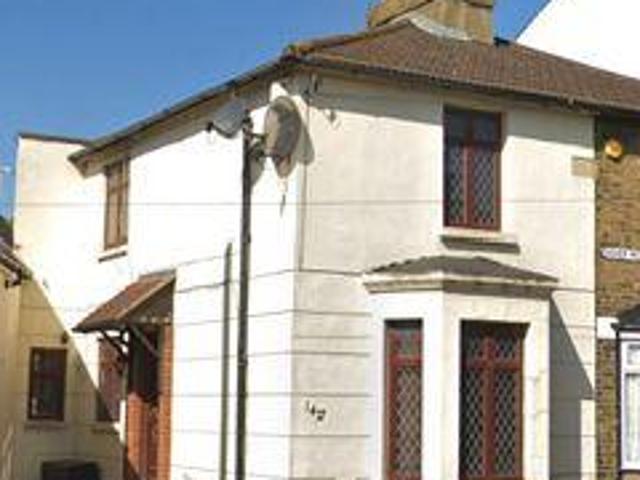 2 Bedrooms Terraced house for rent in Dover Road, Northfleet, Gravesend DA11