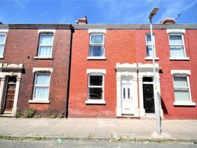 2 Bedrooms Terraced house for rent in Fletcher Road, Preston, Lancashire PR1