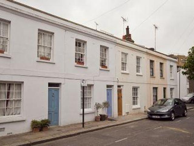 2 Bedrooms Terraced house for rent in Fortess Grove, Kentish Town NW5
