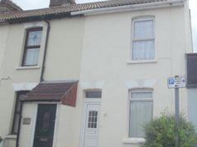 2 Bedrooms Terraced house for rent in Franklin Road, Gillingham ME7