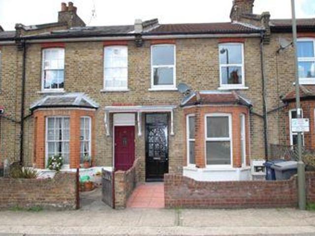 2 Bedrooms Terraced house for rent in Fredericks Place, London N12