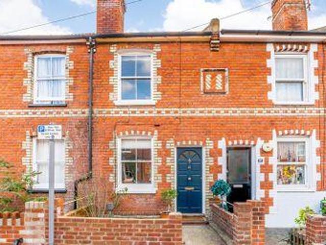 2 Bedrooms Terraced house for rent in George Road, Guildford GU1
