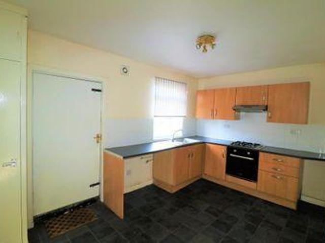 2 Bedrooms Terraced house for rent in George Street, Westoughton, Bolton BL5