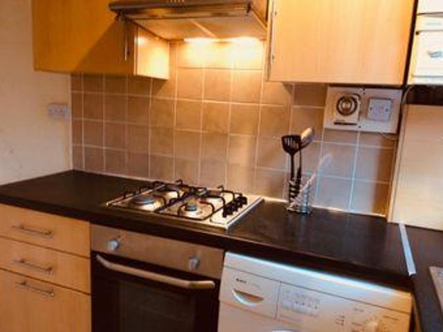 2 Bedrooms Terraced house for rent in Harold Avenue, Leeds LS6