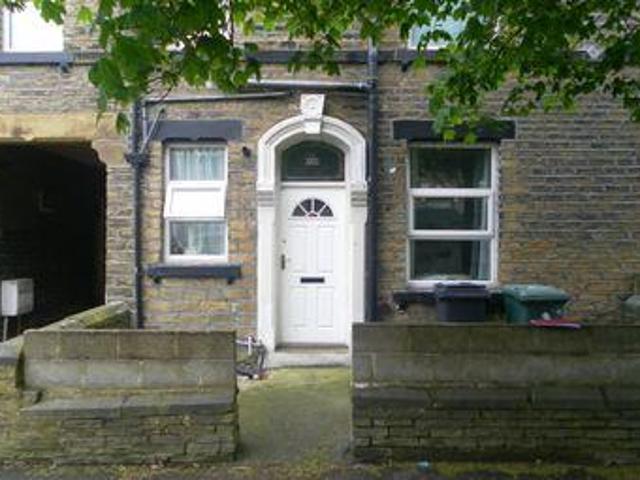 2 Bedrooms Terraced house for rent in Harewood Street, Bradford BD3