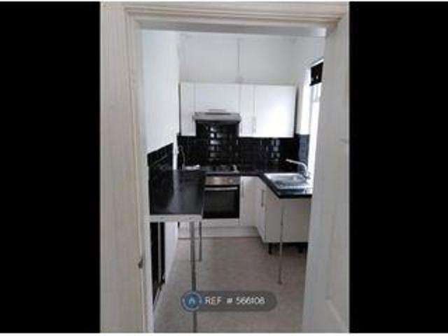 2 Bedrooms Terraced house for rent in Heath Street, Chesterton, Newcastle ST5