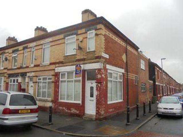 2 Bedrooms Terraced house for rent in Hemmons Road, Manchester M12