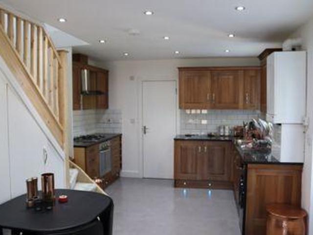 2 Bedrooms Terraced house for rent in Joan Gardens, Dagenham, Essex RM8