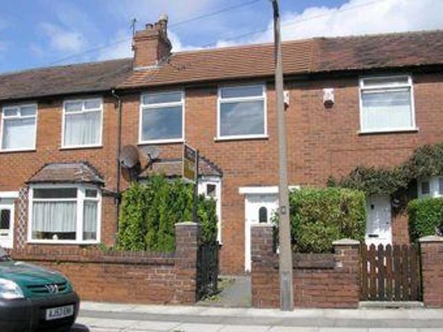 2 Bedrooms Terraced house for rent in Lawrence Street, Bury, Greater Manchester BL9