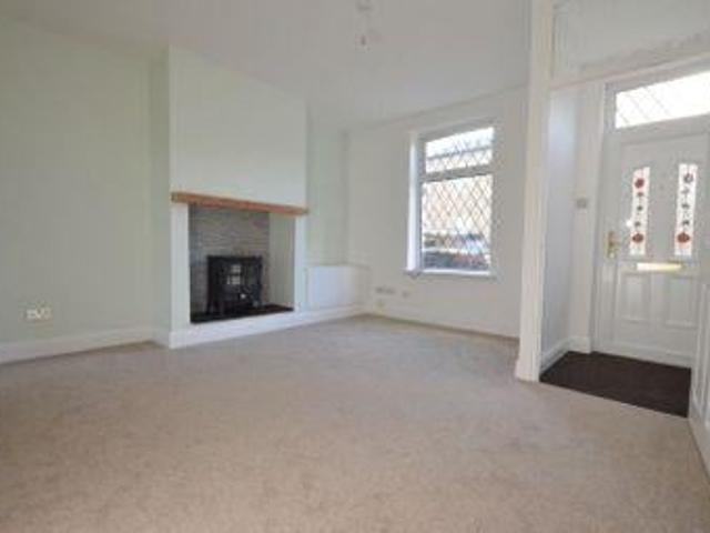 2 Bedrooms Terraced house for rent in Lomax Street, Great Harwood, Blackburn BB6