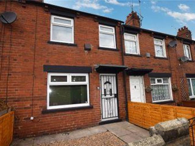 2 Bedrooms Terraced house for rent in Longroyd Terrace, Leeds, West Yorkshire LS11