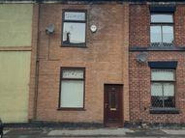 2 Bedrooms Terraced house for rent in Parsonage Street, Bury BL9