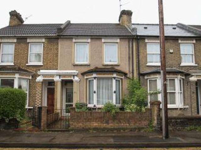 2 Bedrooms Terraced house for rent in Pelham Road South, Northfleet, Gravesend DA11