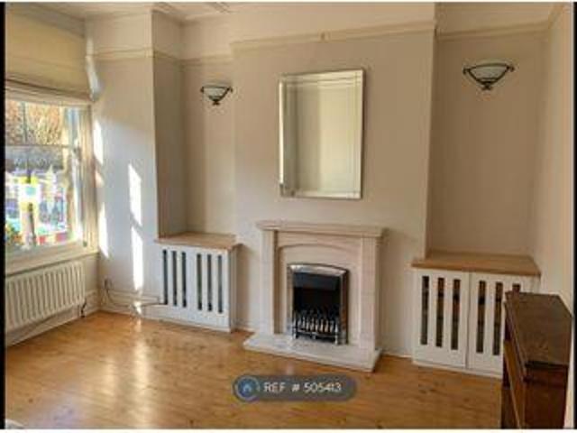2 Bedrooms Terraced house for rent in Princes Avenue, London N22