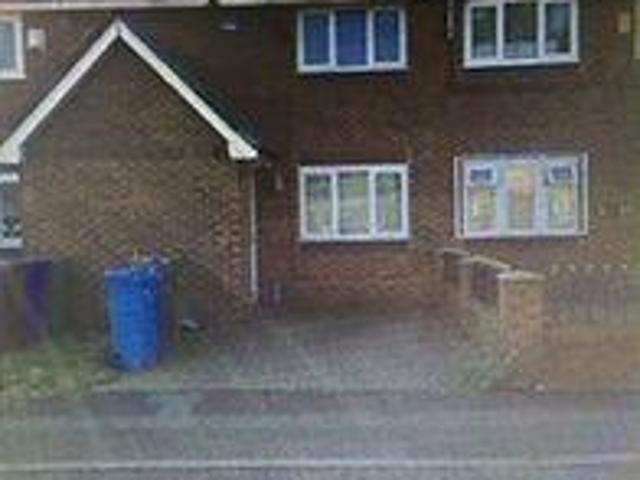 2 Bedrooms Terraced house for rent in Reading Close, Openshaw, Manchester M11