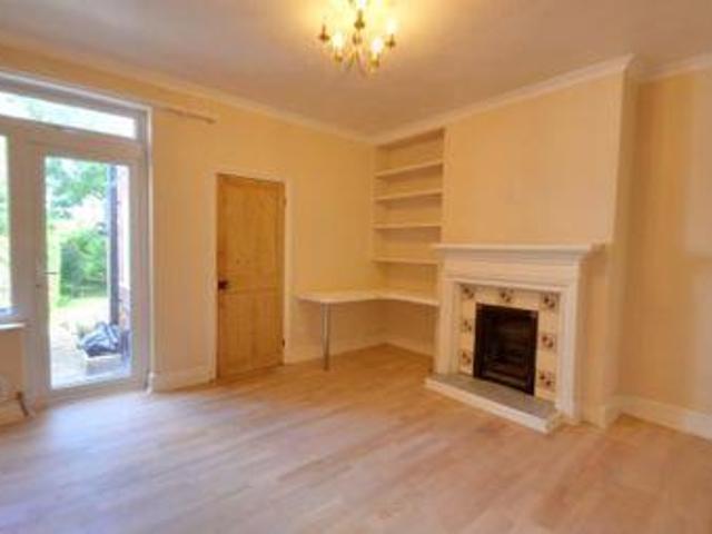 2 Bedrooms Terraced house for rent in Reginald Road, Northwood HA6