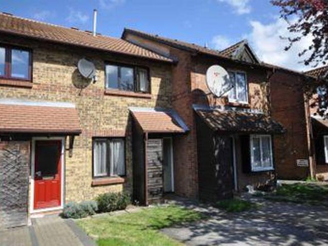 2 Bedrooms Terraced house for rent in Reynolds Close, Colliers Wood, London SW19