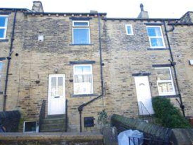 2 Bedrooms Terraced house for rent in Rhodes Terrace, Bradford BD2
