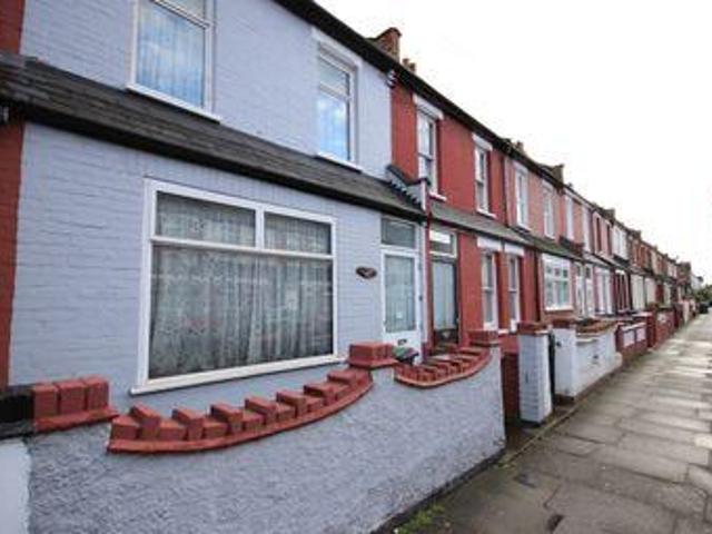 2 Bedrooms Terraced house for rent in Roseberry Avenue, London N17