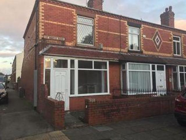 2 Bedrooms Terraced house for rent in St Marys Road, Worsley M28