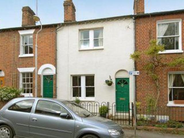 2 Bedrooms Terraced house for rent in St. Johns Hill, Reading RG1