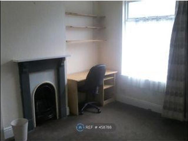 2 Bedrooms Terraced house for rent in St Leonards, Leicester LE2