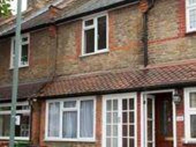 2 Bedrooms Terraced house for rent in Stafford Road, Sidcup, Kent DA14
