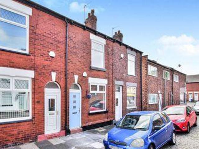 2 Bedrooms Terraced house for rent in Store Street, Great Moor, Stockport SK2