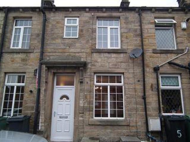 2 Bedrooms Terraced house for rent in Swaine Hill Street, Yeadon, Leeds LS19