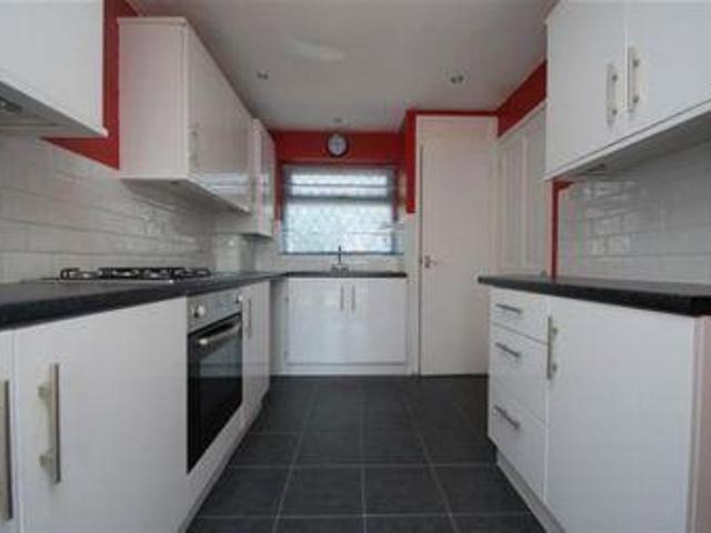 2 Bedrooms Terraced house for rent in Sylvester Close, Hyde SK14