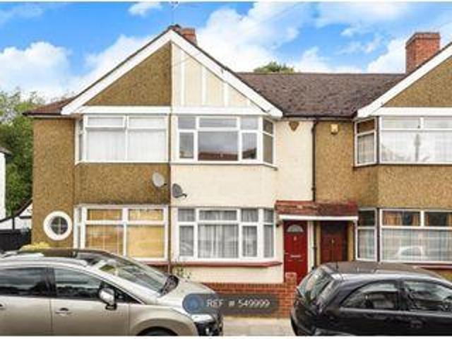 2 Bedrooms Terraced house for rent in Saxon Avenue, Feltham TW13