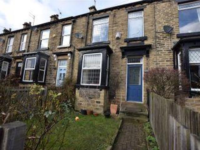 2 Bedrooms Terraced house for rent in School Street, Pudsey, West Yorkshire LS28