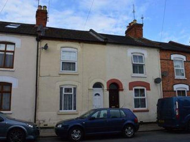 2 Bedrooms Terraced house for rent in Shakespeare Road, The Mounts, Northampton NN1