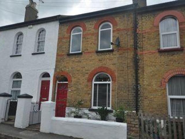 2 Bedrooms Terraced house for rent in Sheppy Place, Gravesend DA12