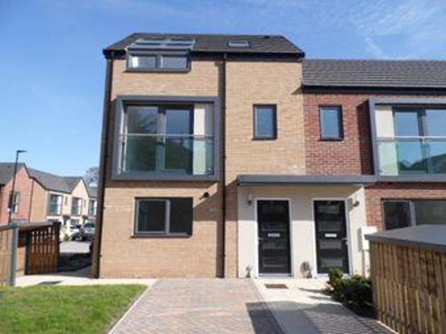 2 Bedrooms Terraced house for rent in The Gables, Paddock View, Doncaster DN1