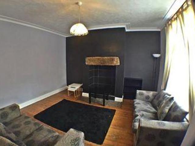 2 Bedrooms Terraced house for rent in Thornville Terrace, Leeds LS6