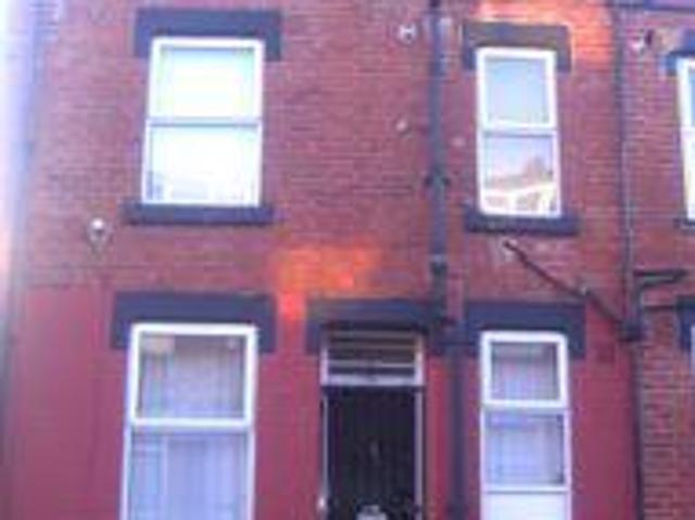 2 Bedrooms Terraced house for rent in Thornville Terrace, Leeds LS6